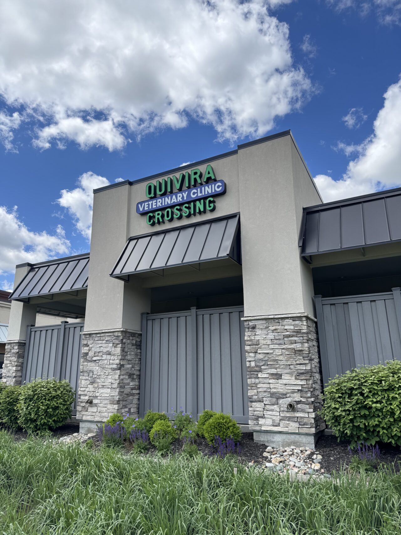 Overland Park, KS Veterinarian - Quivira Crossing Veterinary Clinic
